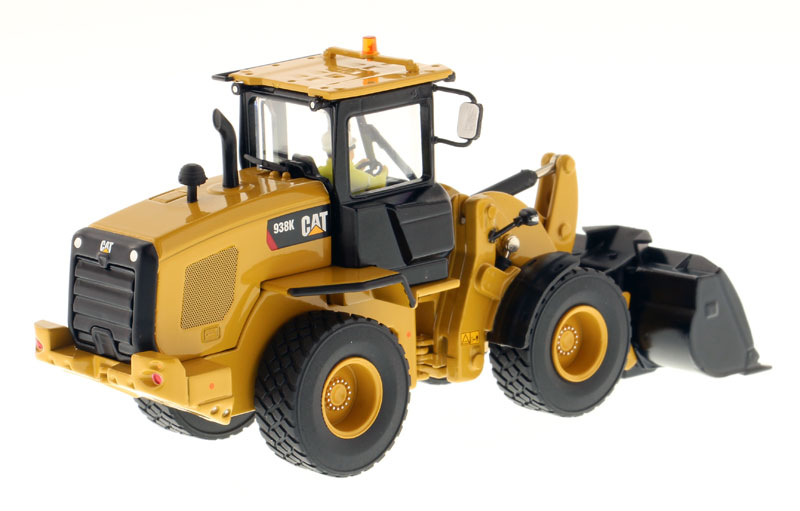 Diecast Masters Caterpillar 938K Wheel Loader