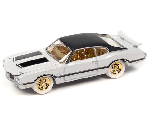 Johnny Lightning 1972 Oldsmobile 442 W30