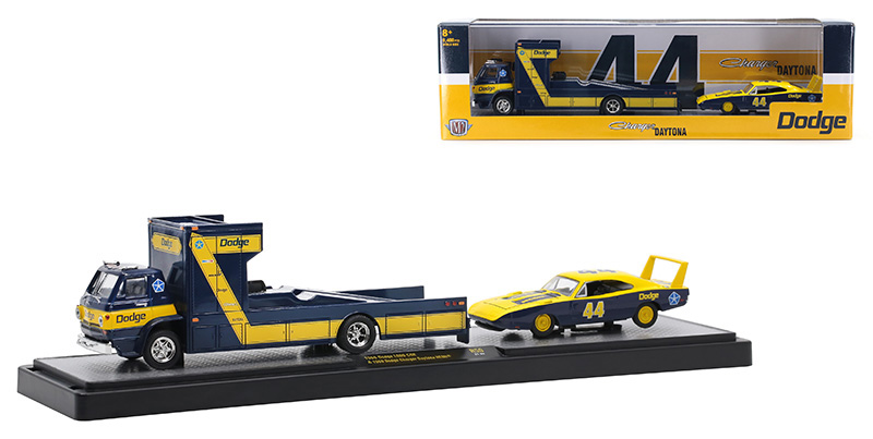 M2 Machines 1966 Dodge L600 COE and